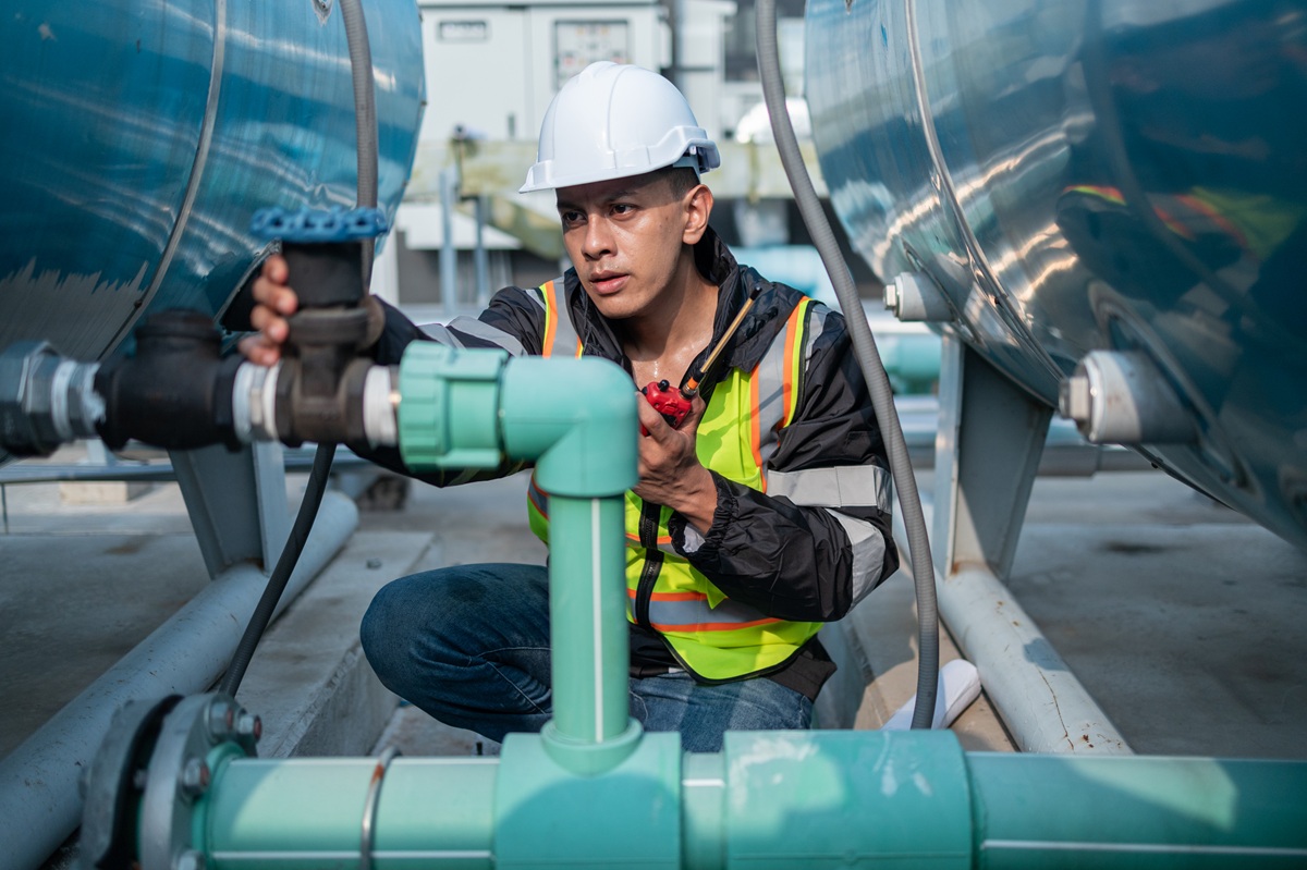 What are the HVAC Service Technician Job Description and Requirements ...